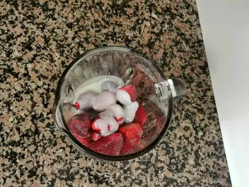 Batido de fresas congeladas | Recetas con Sazón